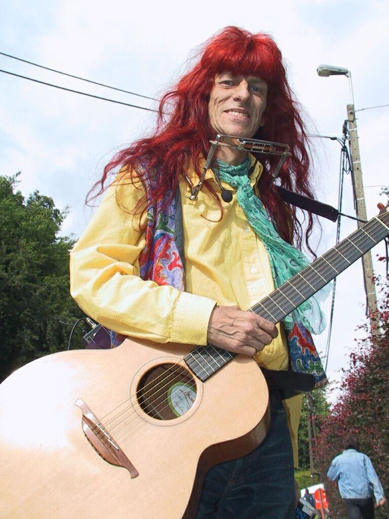 Solidair sprak in 2006 met protestzanger Armand: “Als er eenmaal bezit ...