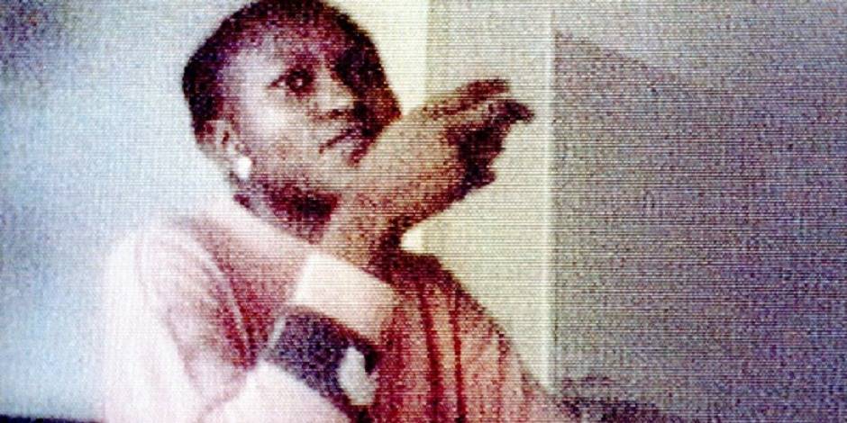 Semira Adamu: twintig jaar geleden het dodelijke slachtoffer van de ...